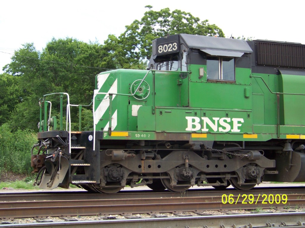 BNSF SD40-2 8023